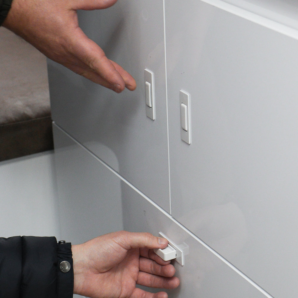 VENICE Caravan Push Lock & Tab Handle - Baldacci